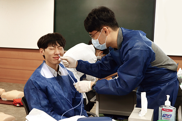 2022년 서울아산병원 신입 인턴 술기 교육 진행 의료 뉴스 서울아산병원 뉴스룸