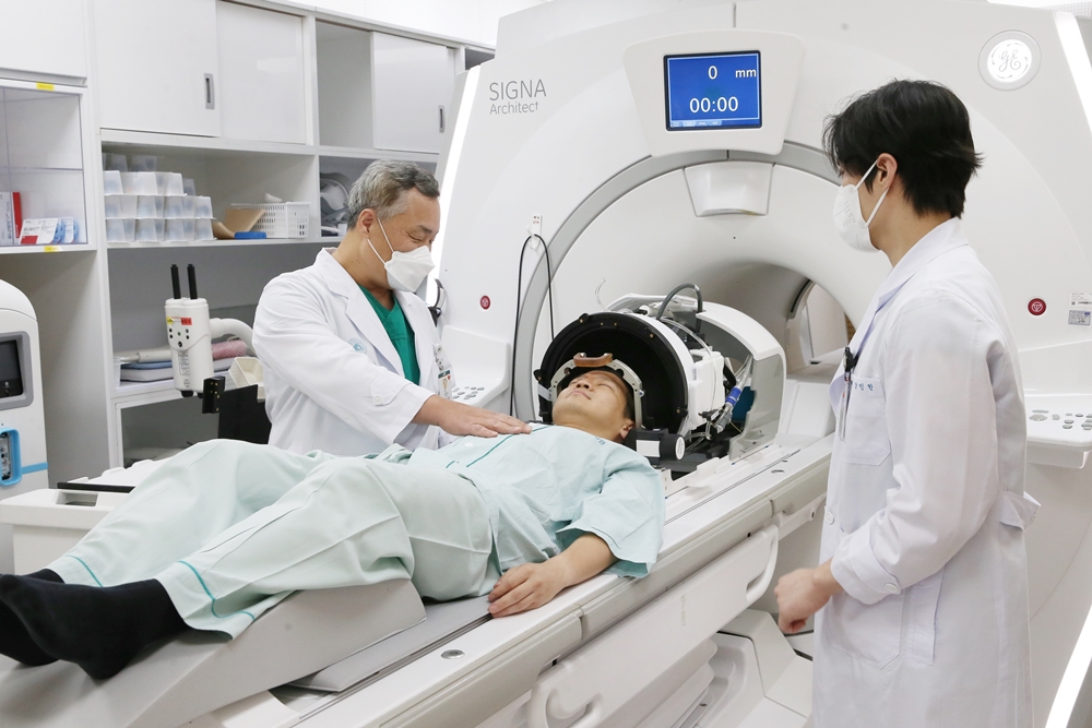 Asan Medical Center Commences ‘Ultrasound Brain Surgery' Without ...