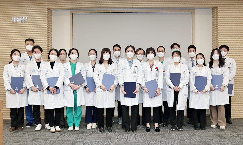 의무기록작성 우수 레지던트ㆍ진료과 시상 보도자료 프레스센터 서울아산병원 뉴스룸