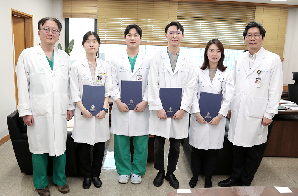 전문의·레지던트 우수 논문 발표 표창 보도자료 프레스센터 서울아산병원 뉴스룸